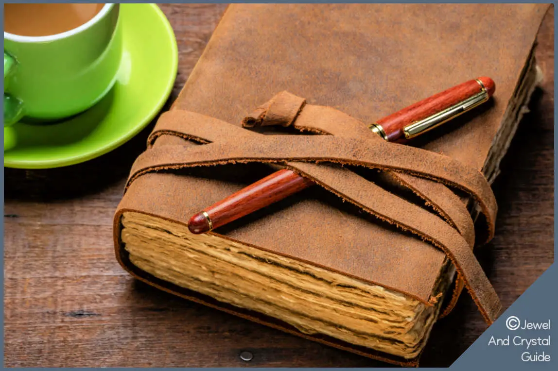 Regular Vs Crystal Journal: What’s The Difference? | Jewel And Crystal ...